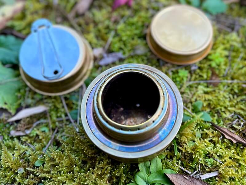 DaLaCaのアルコールストーブ‗苔‗単体蓋開け_3点上から寄り別パターン | ベランダ飯｜公式ブログ～キャンプとアウトドア飯と田舎暮らし開拓記～